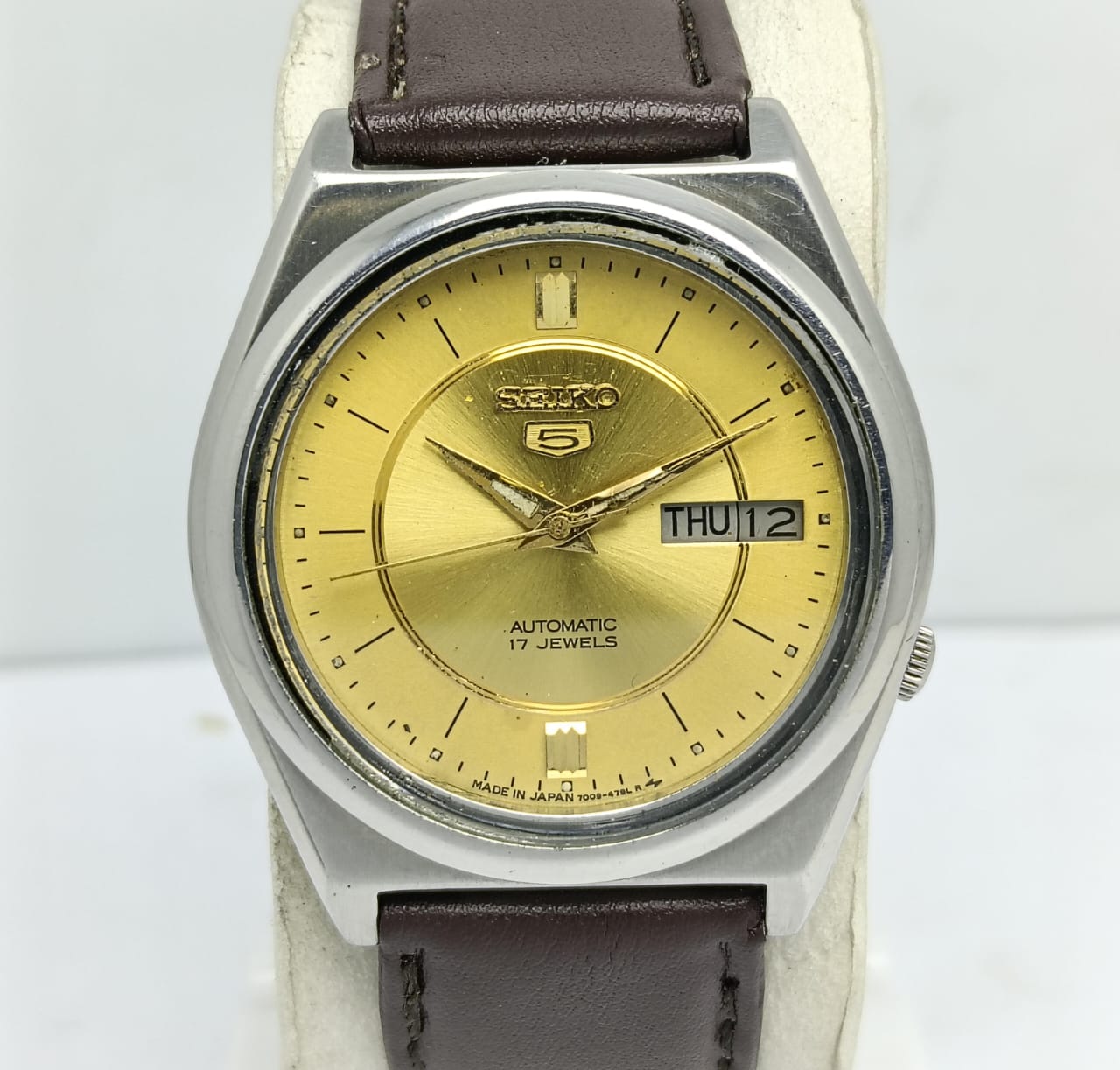 Seiko 5 Automatic 7009-876A Day/Date Gold Dial Vintage Men’s Watch MJB147KS4
